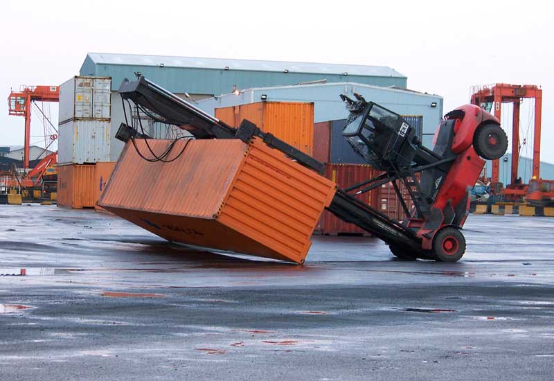 集装箱损坏有哪些类型？如何进行责任认定以及维修？